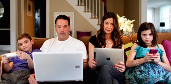 The Impact of Technology on Social Interactions – igniteyourknowledge